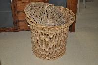 Large Cane Basket with Lid (Item# 29978) - GippsWares